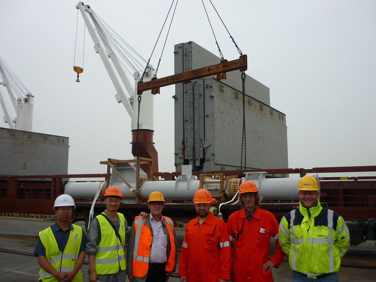 China CMS Marine Survey Co., Ltd 上海申迈海事服务有限公司_JSC YAMAL LNG PROJECT FWP4 1ST SPP Loading in ...